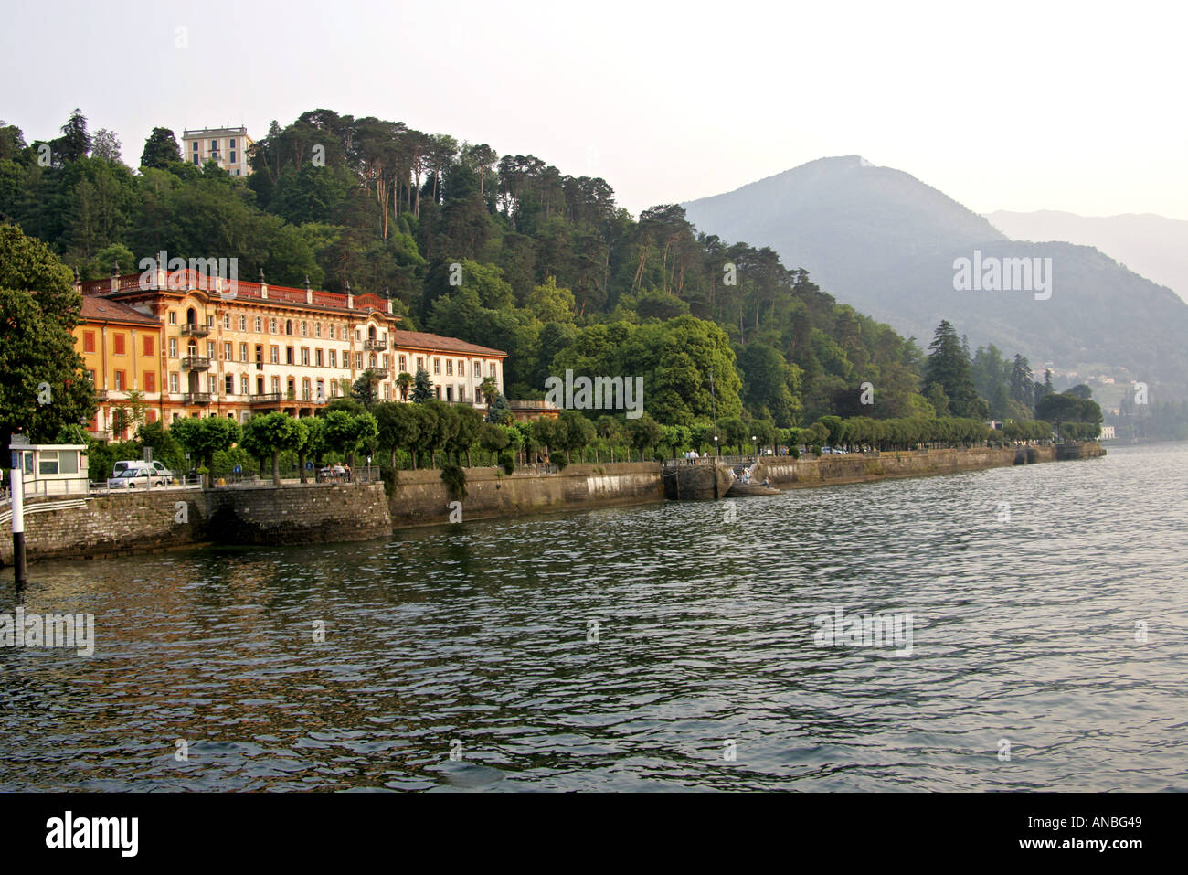 Como stadt am comer see hi-res stock photography and images - Alamy