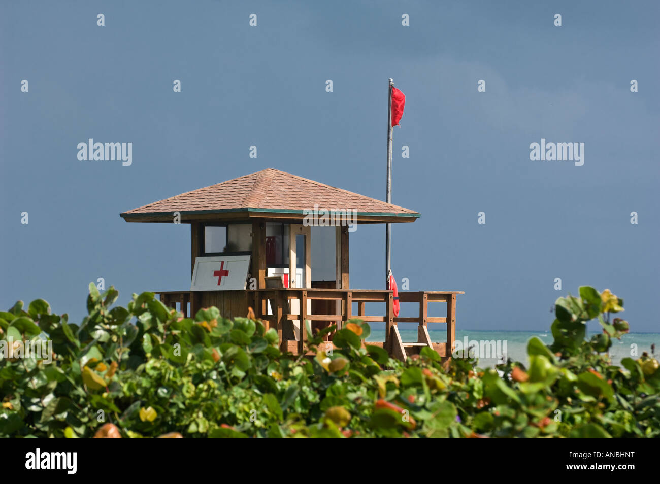 lifeguard stand tower lookout post swimming safety rescue protection ...