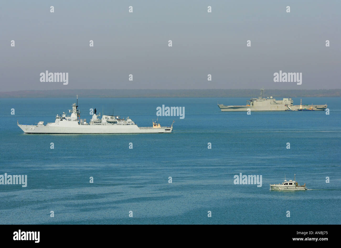 HMAS Manoora and Kapal DiRaja Jebat in Darwin Stock Photo - Alamy