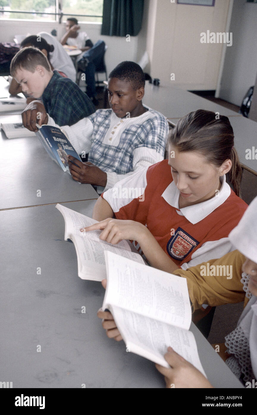 English class secondary hi-res stock photography and images - Alamy