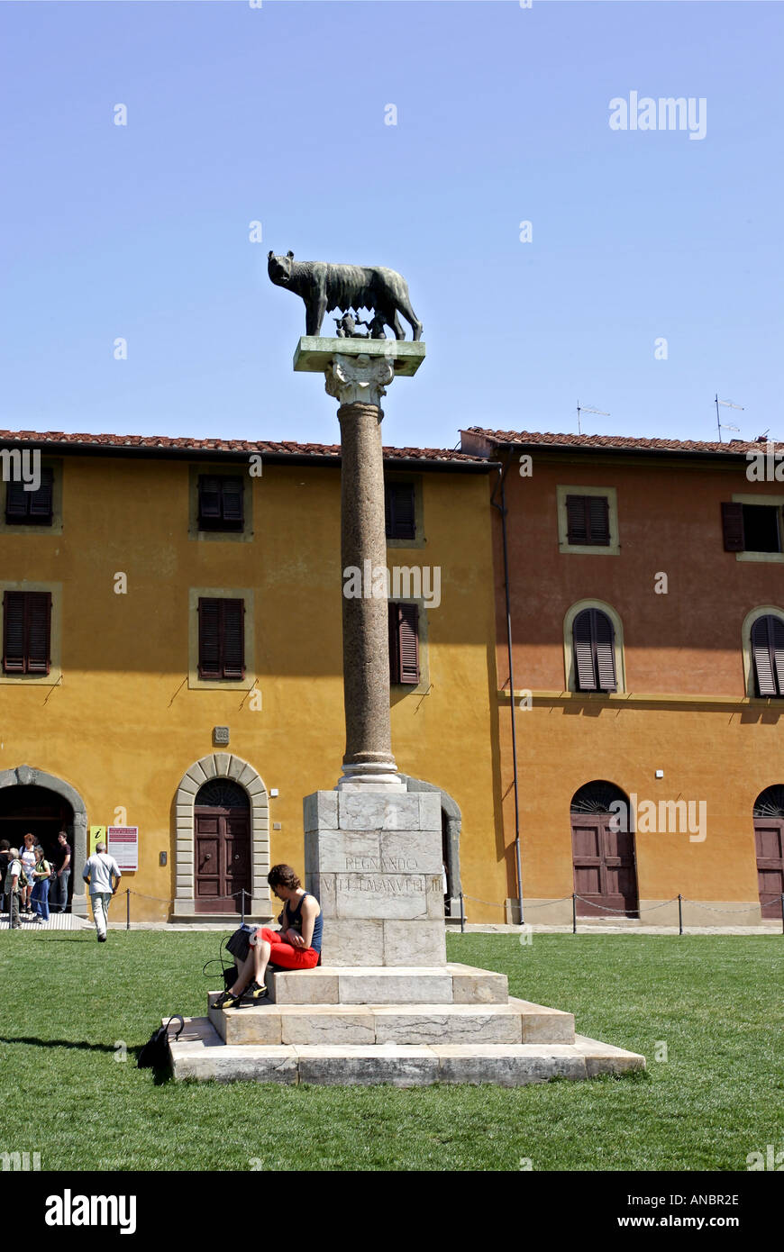 Romulus und remus hi-res stock photography and images - Alamy