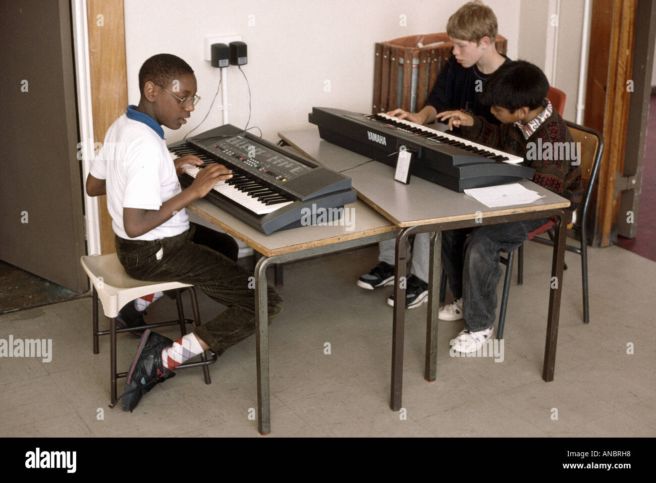 Secondary school music lesson Stock Photo - Alamy