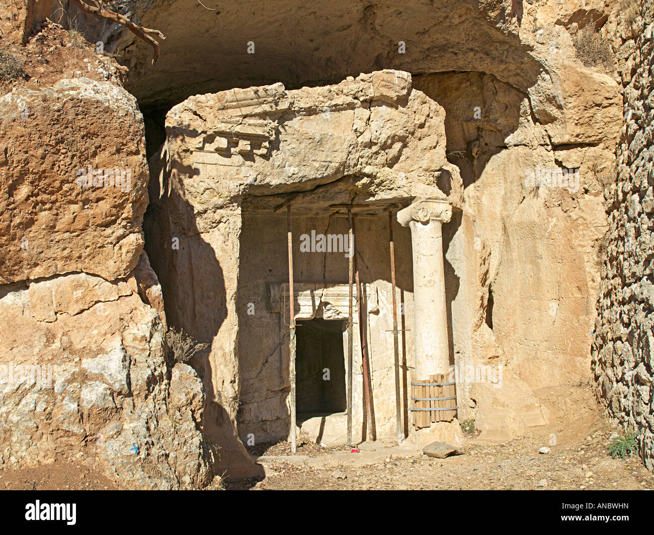 Tomb Entrance High Resolution Stock Photography and Images - Alamy