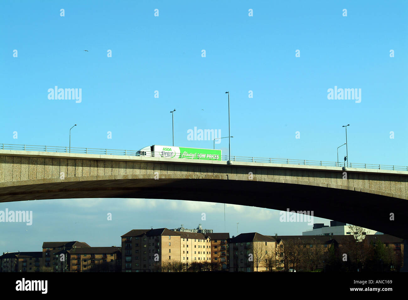 Glasgow Kingston Bridge carrying the M8 motorway over the river Clyde ...