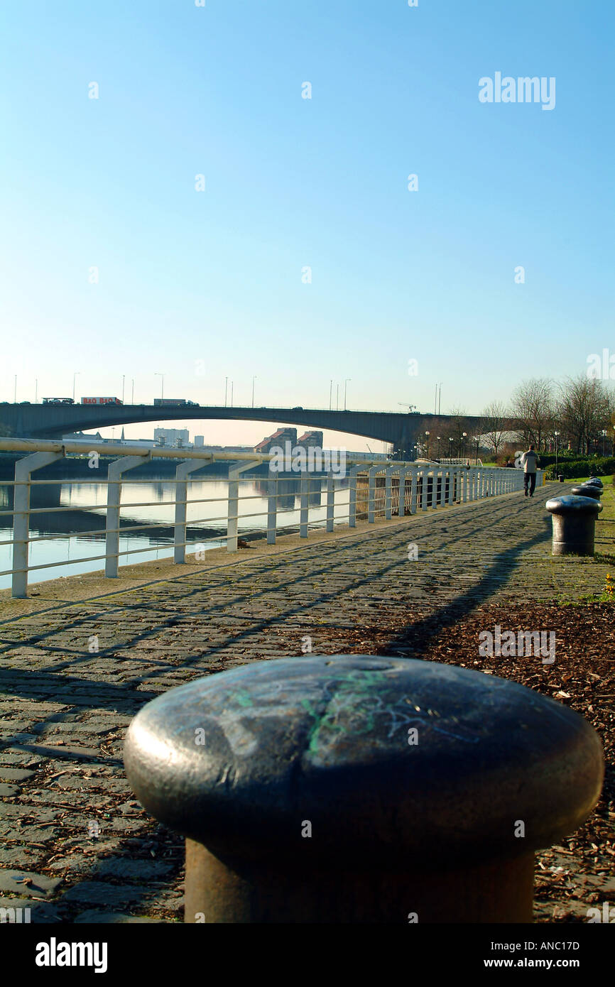 M8 motorway over the kingston bridge hi-res stock photography and ...