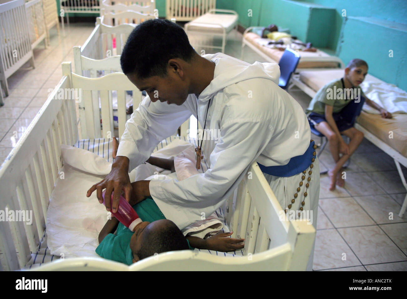 Feeding The Poor High Resolution Stock Photography and Images - Alamy