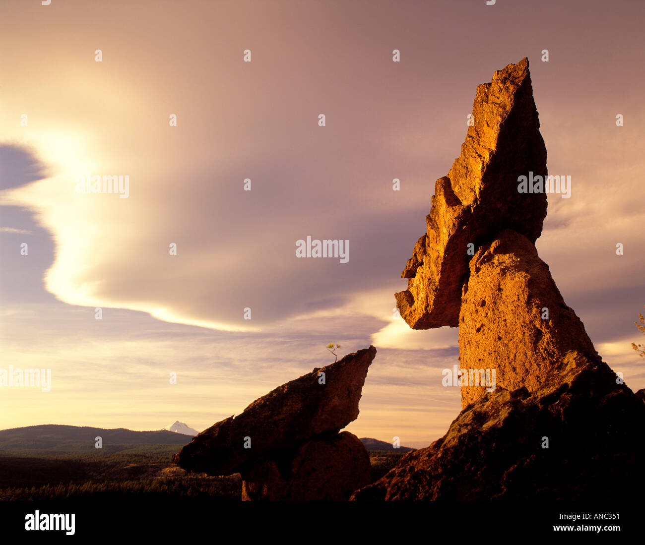 Lake billy chinook hi-res stock photography and images - Alamy