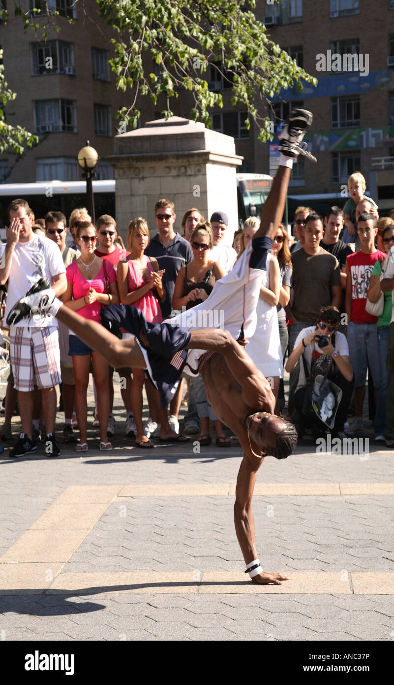 breakdancer new york Stock Photo - Alamy