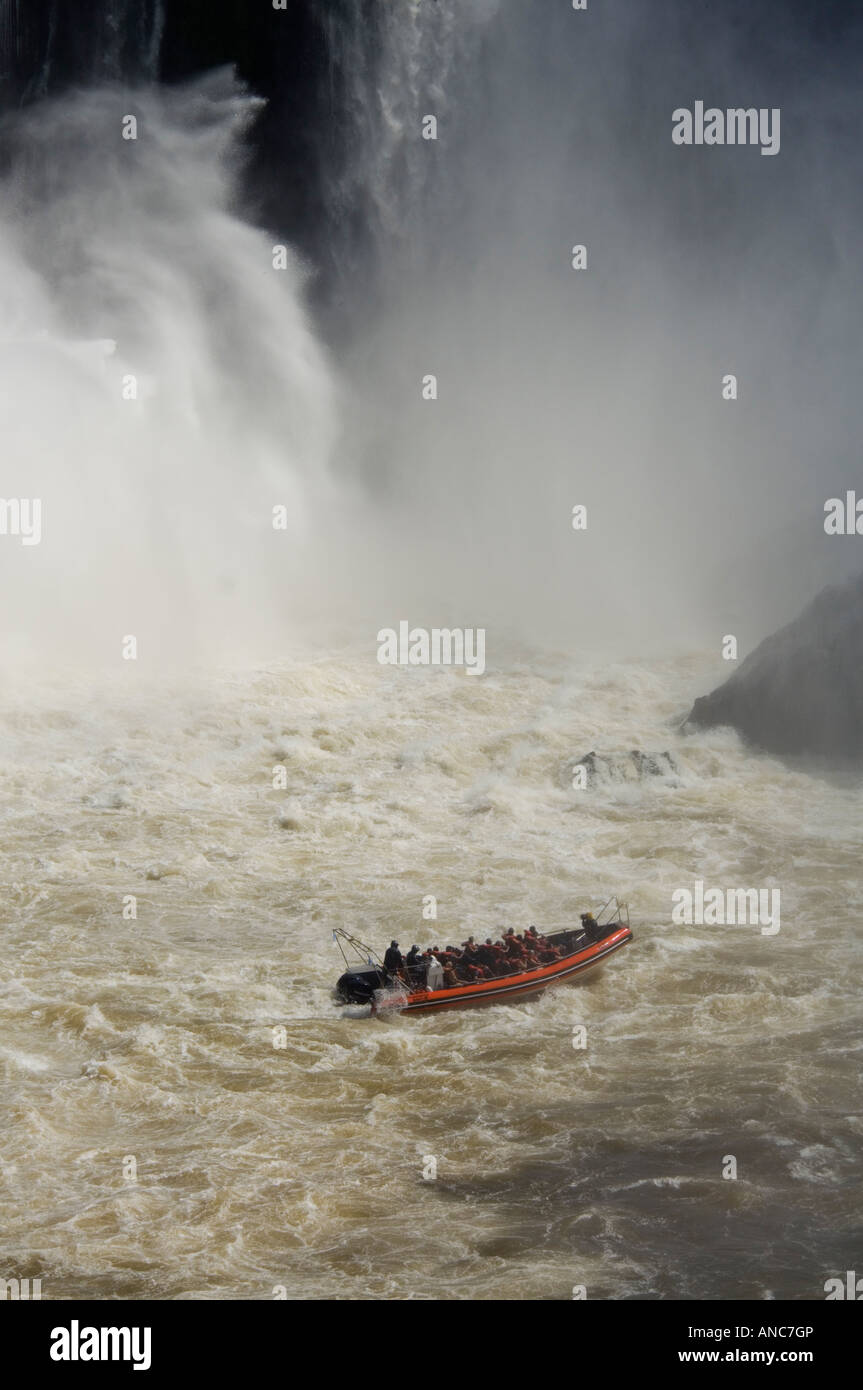 Iguazu falls brazil boat hi-res stock photography and images - Alamy