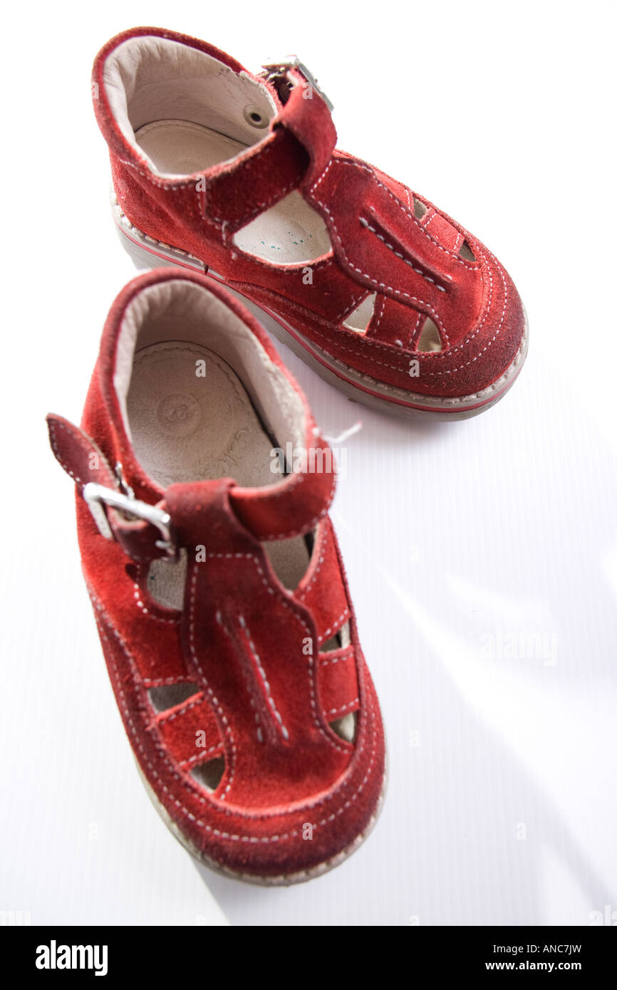 Childs first steps hi-res stock photography and images - Alamy