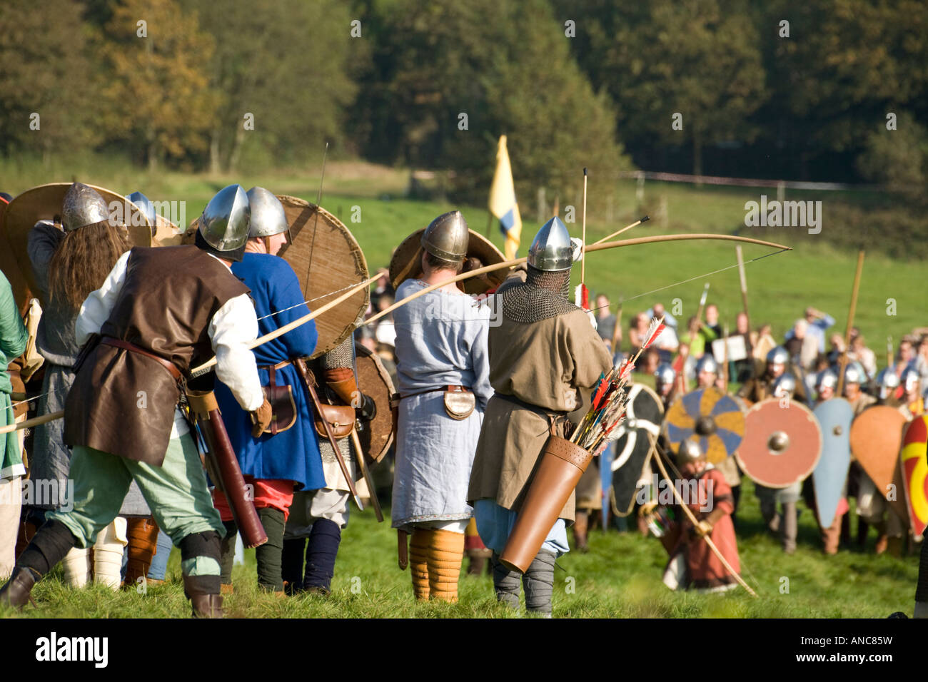 Axes and shields fight hi-res stock photography and images - Alamy