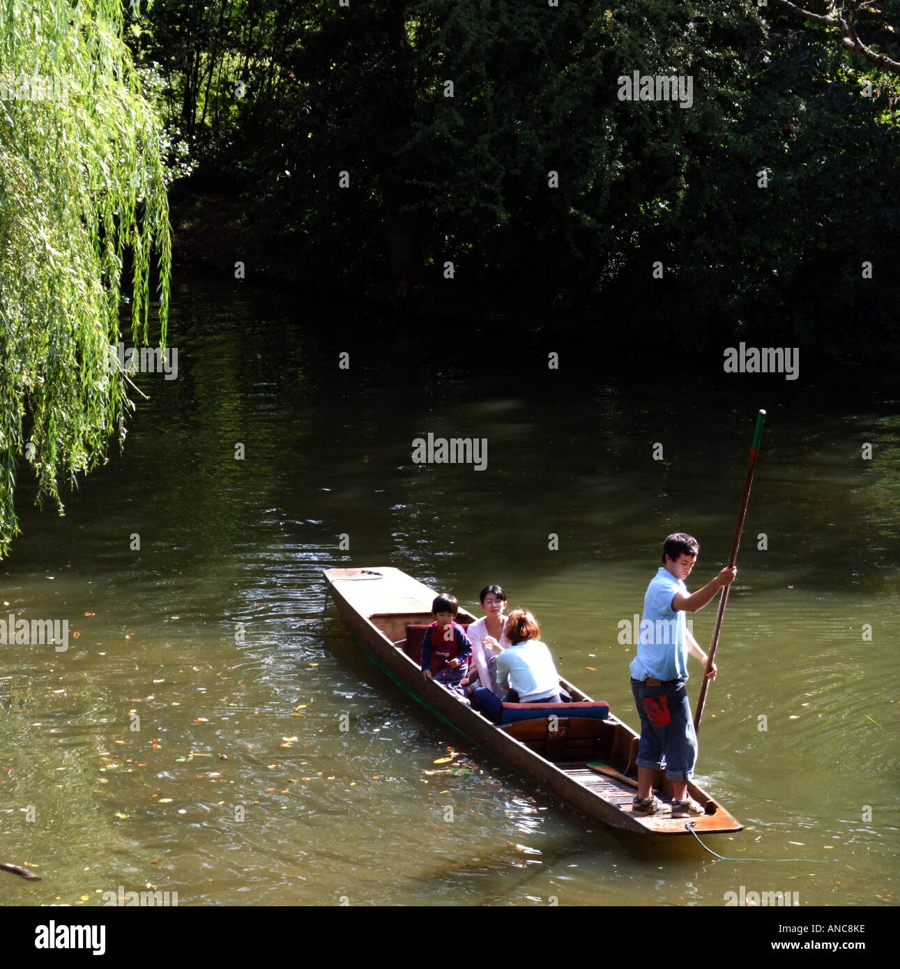 Punting on the River Cherwell in Oxford Oxfordshire England UK Stock ...