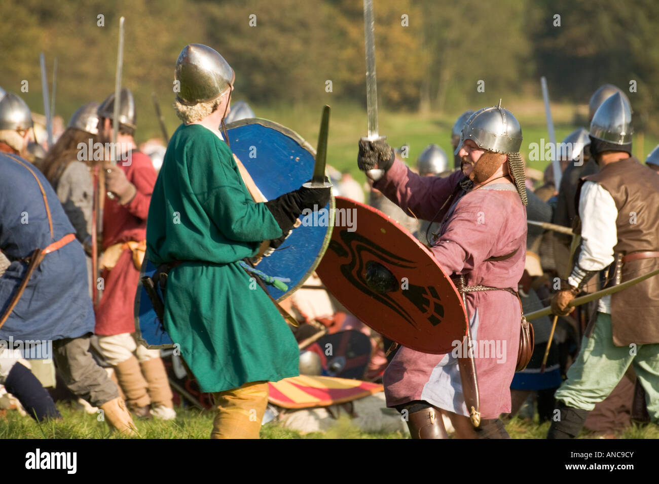 Bow arrows shields hi-res stock photography and images - Alamy