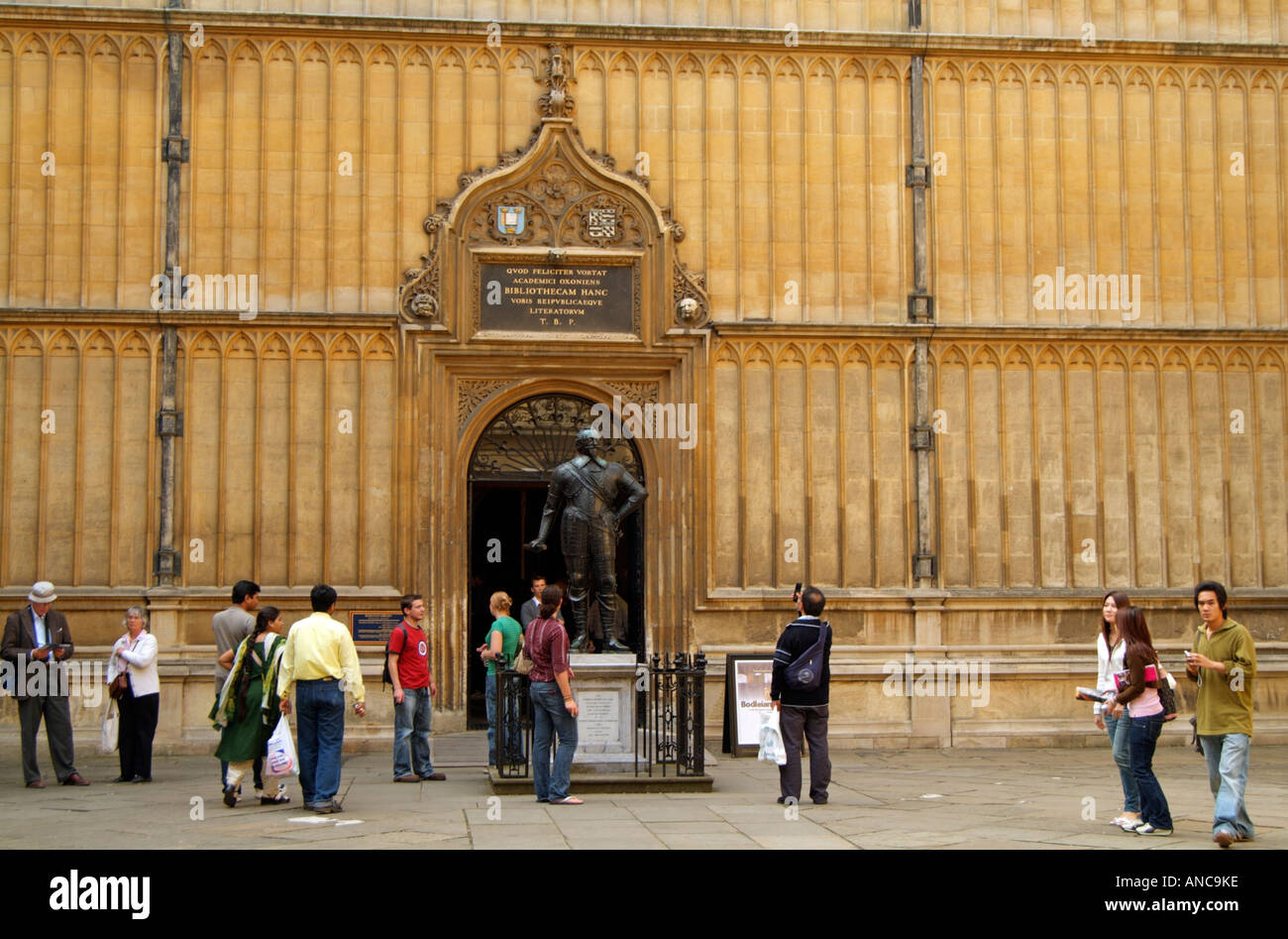 Entrance Of Bodleian Library High Resolution Stock Photography and ...