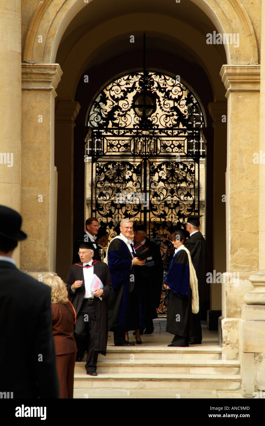 Oxford gowns hi-res stock photography and images - Alamy