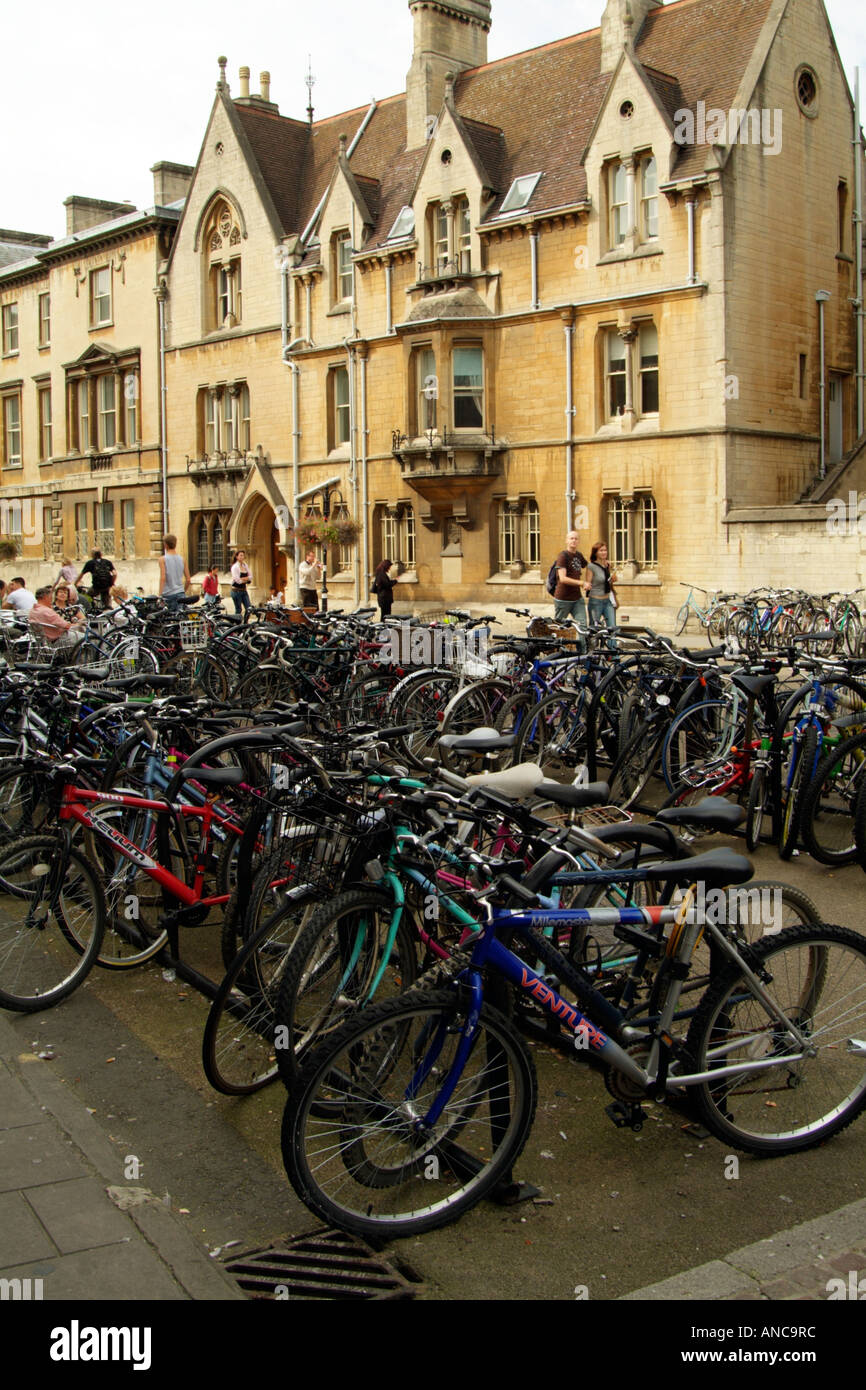 Cycles in Oxford England UK. Cycling a method of transport around this ...