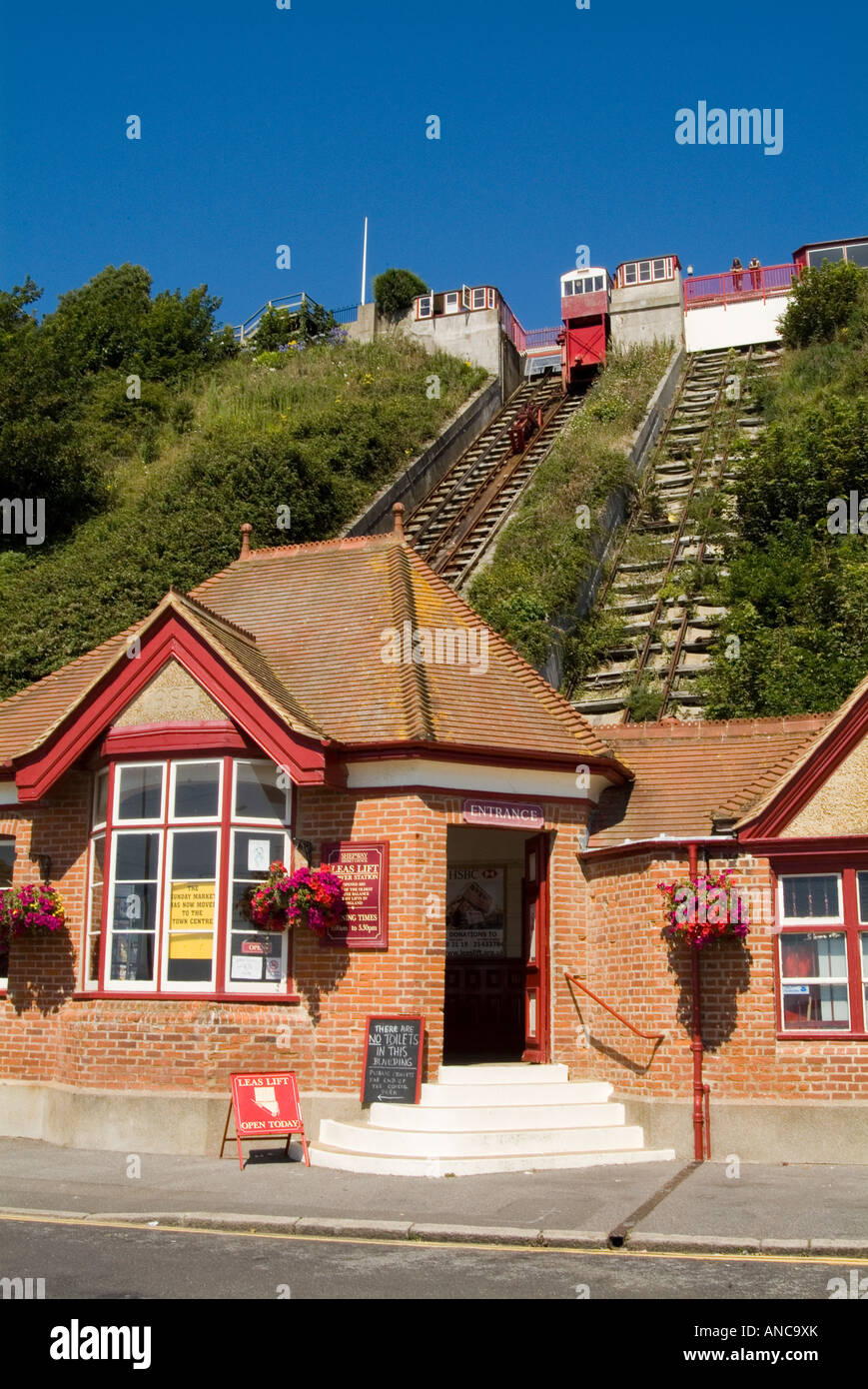 folkestone kent cable lift south coast kent england Stock Photo - Alamy