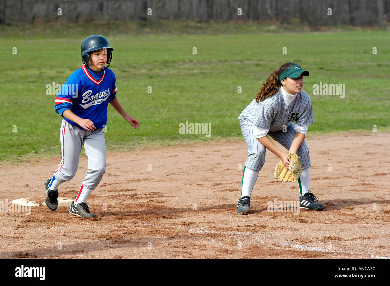 Female baseball uniform hi-res stock photography and images - Alamy