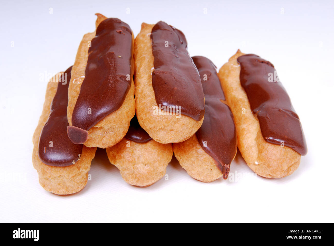 Eclairé hi-res stock photography and images - Alamy