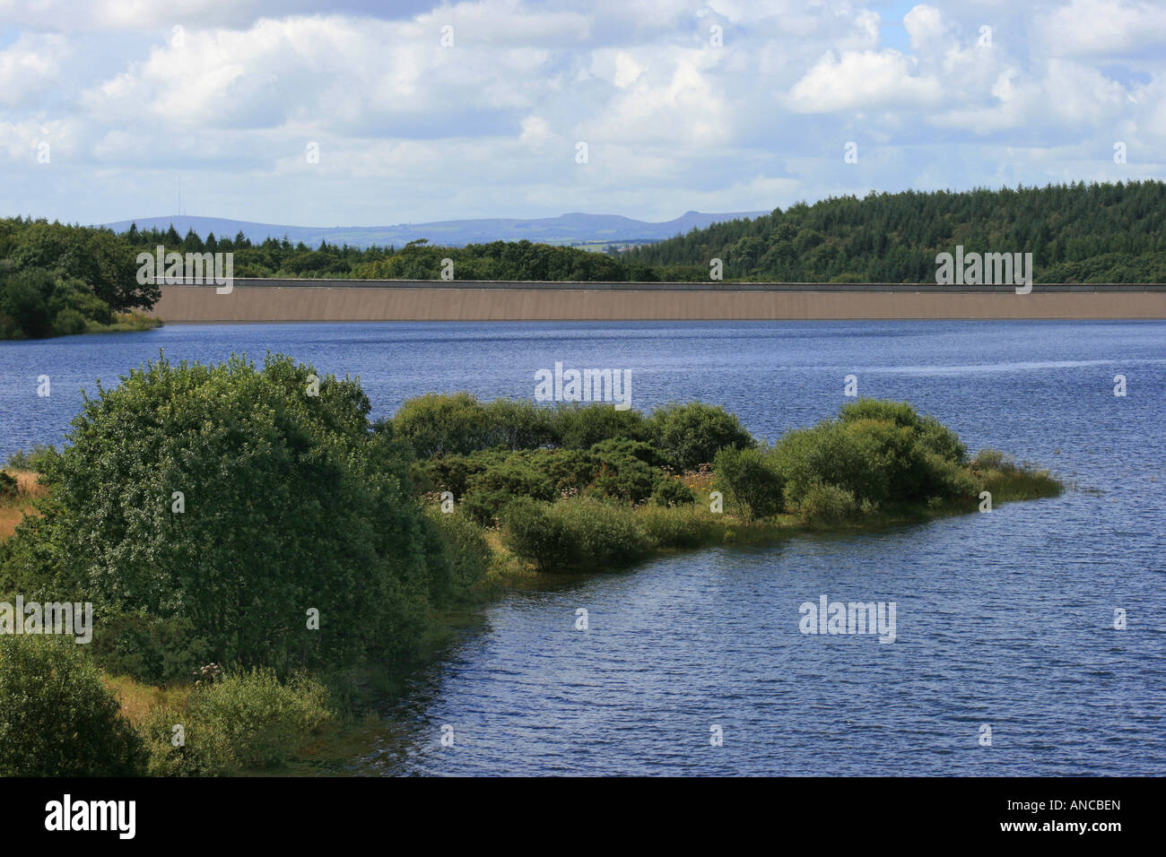 Dam at Roadford reservoir looking across the moors in Devon, United ...