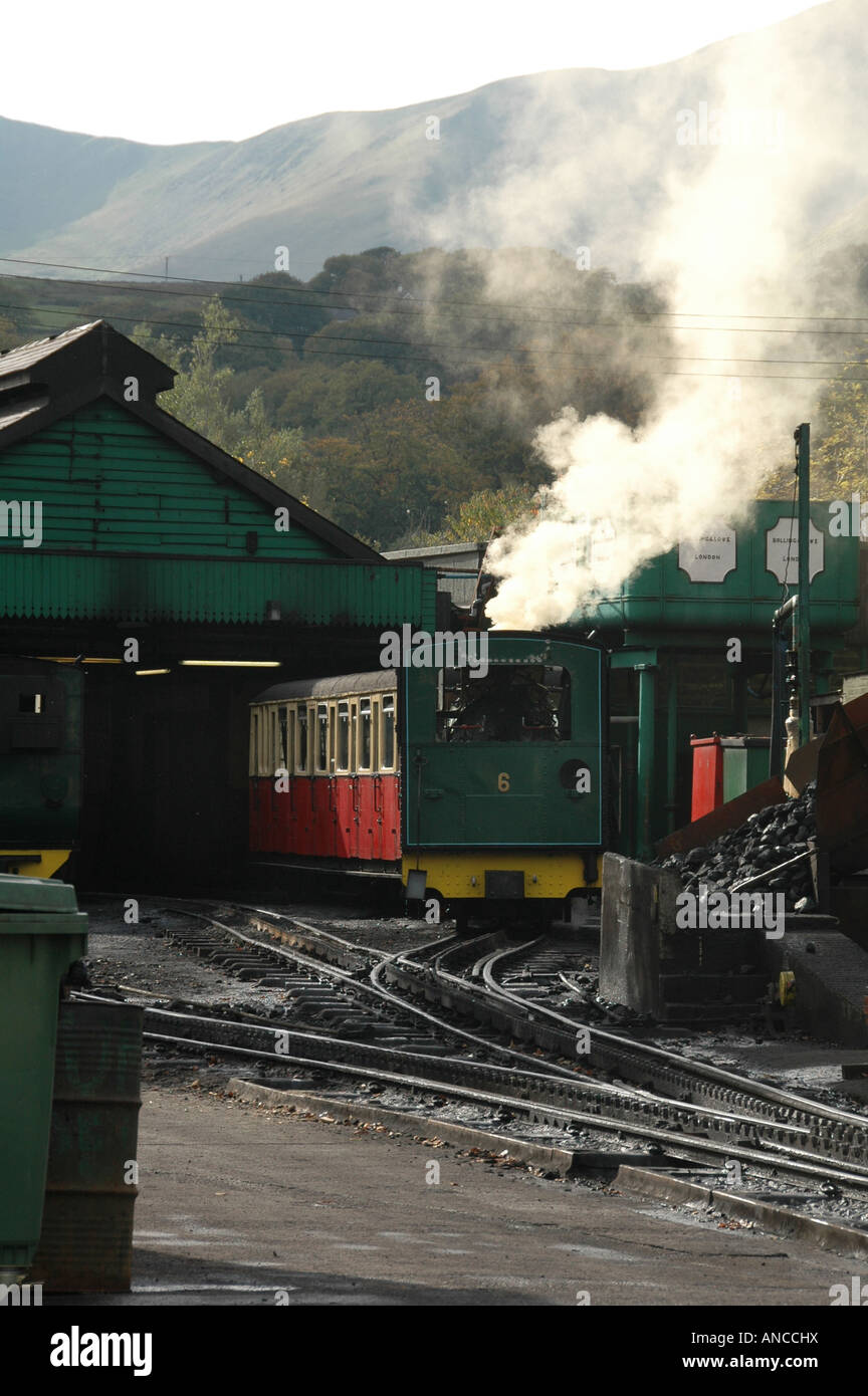 Mount snowdonia train hi-res stock photography and images - Alamy
