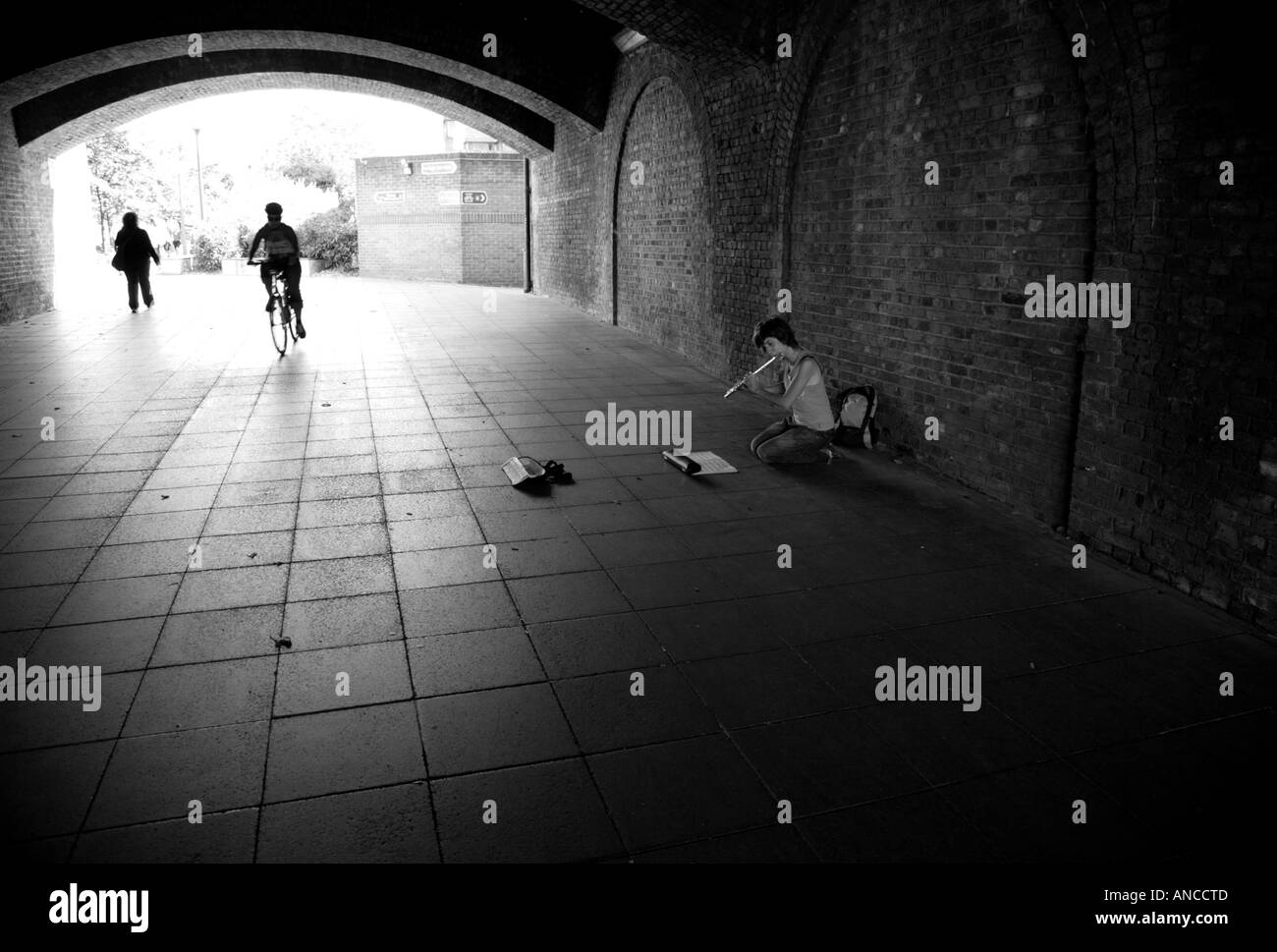 Homeless under bridge hi-res stock photography and images - Alamy