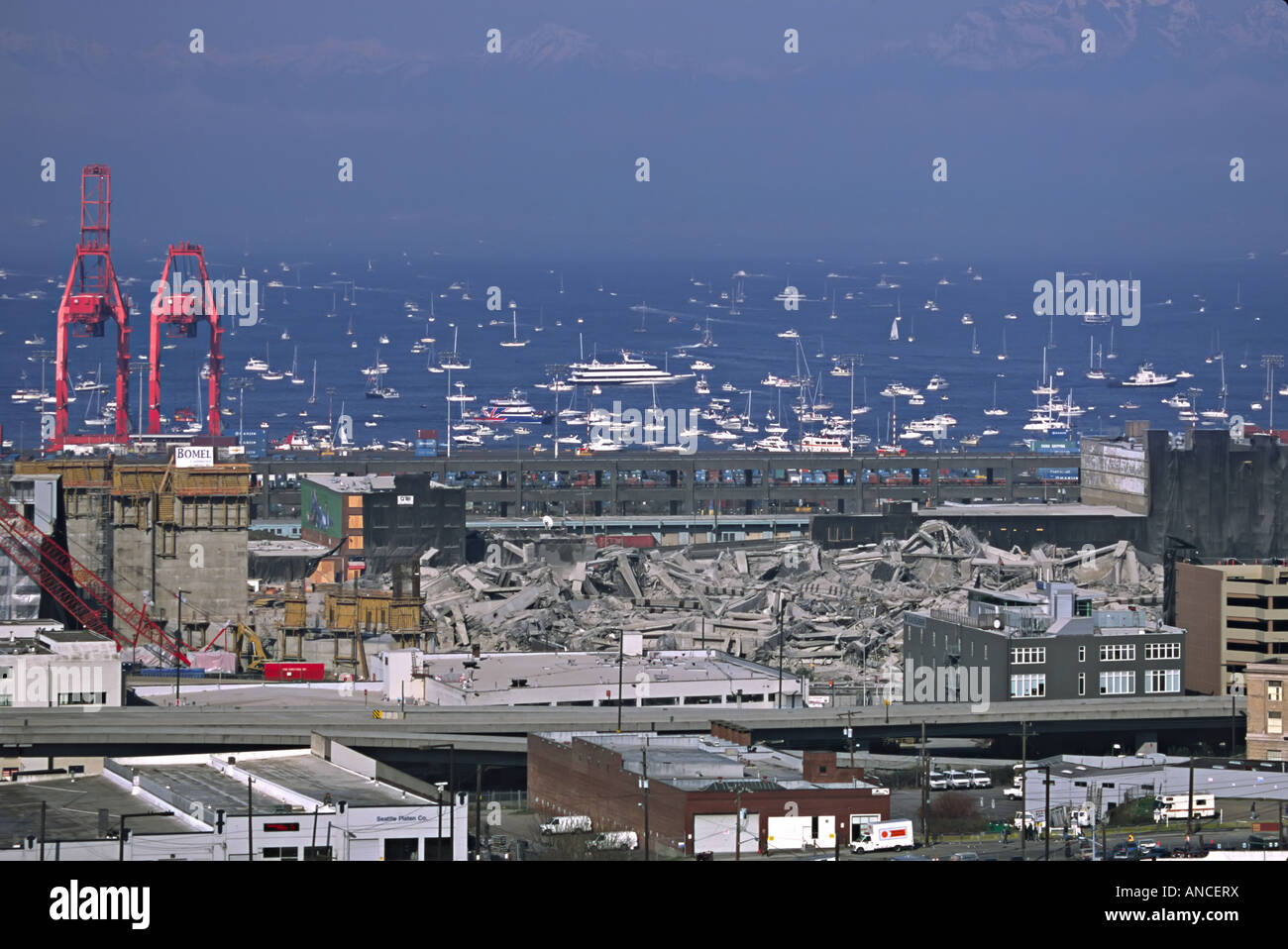Seattle kingdome demolition hi-res stock photography and images - Alamy