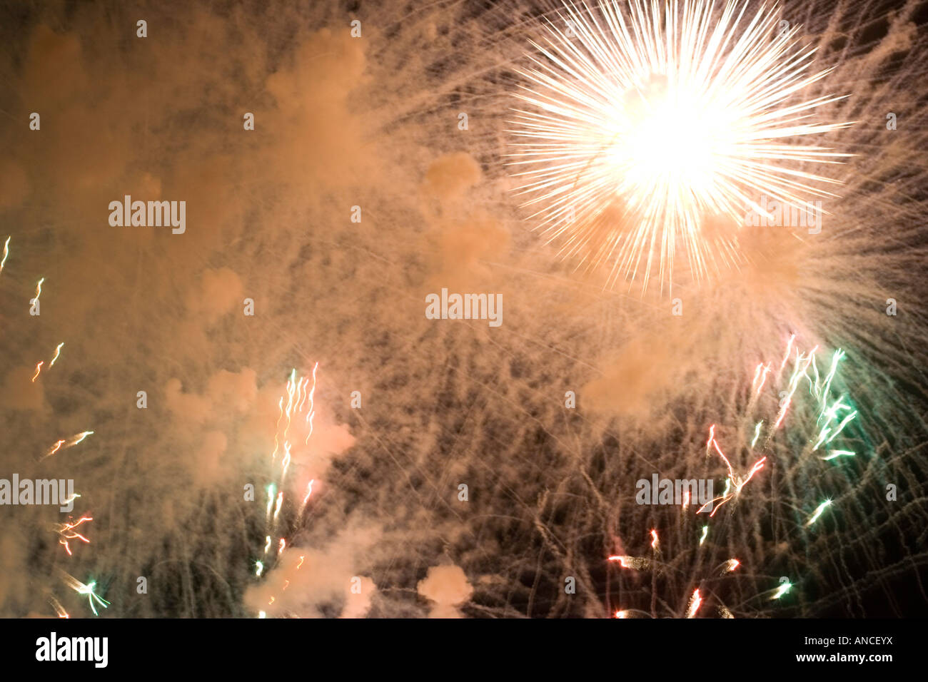 USA, Washington, Seattle, Gasworks Park. 4th of July fireworks display ...