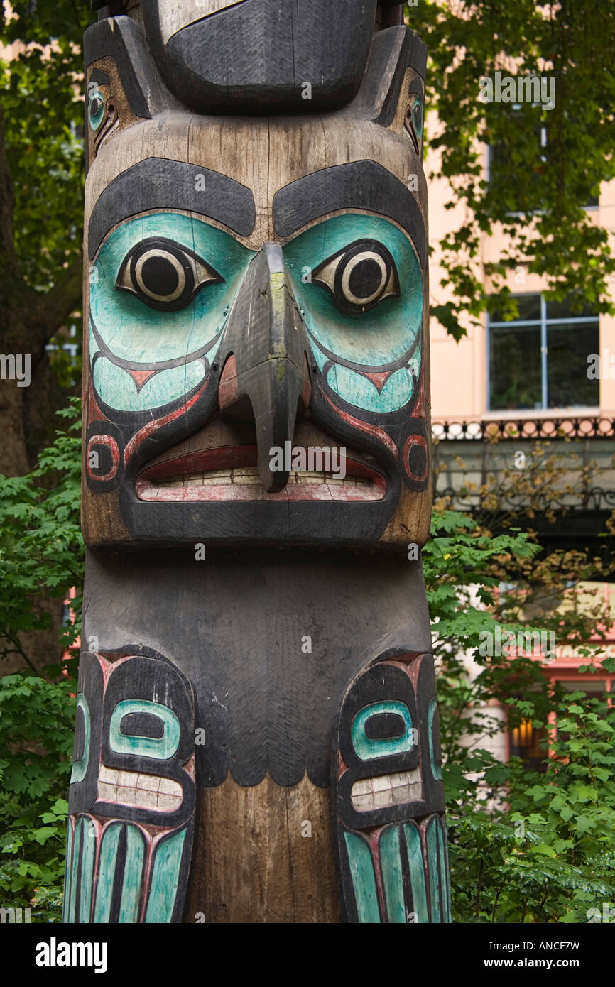 WA, Seattle, Totem pole at historic Pioneer Square Stock Photo - Alamy