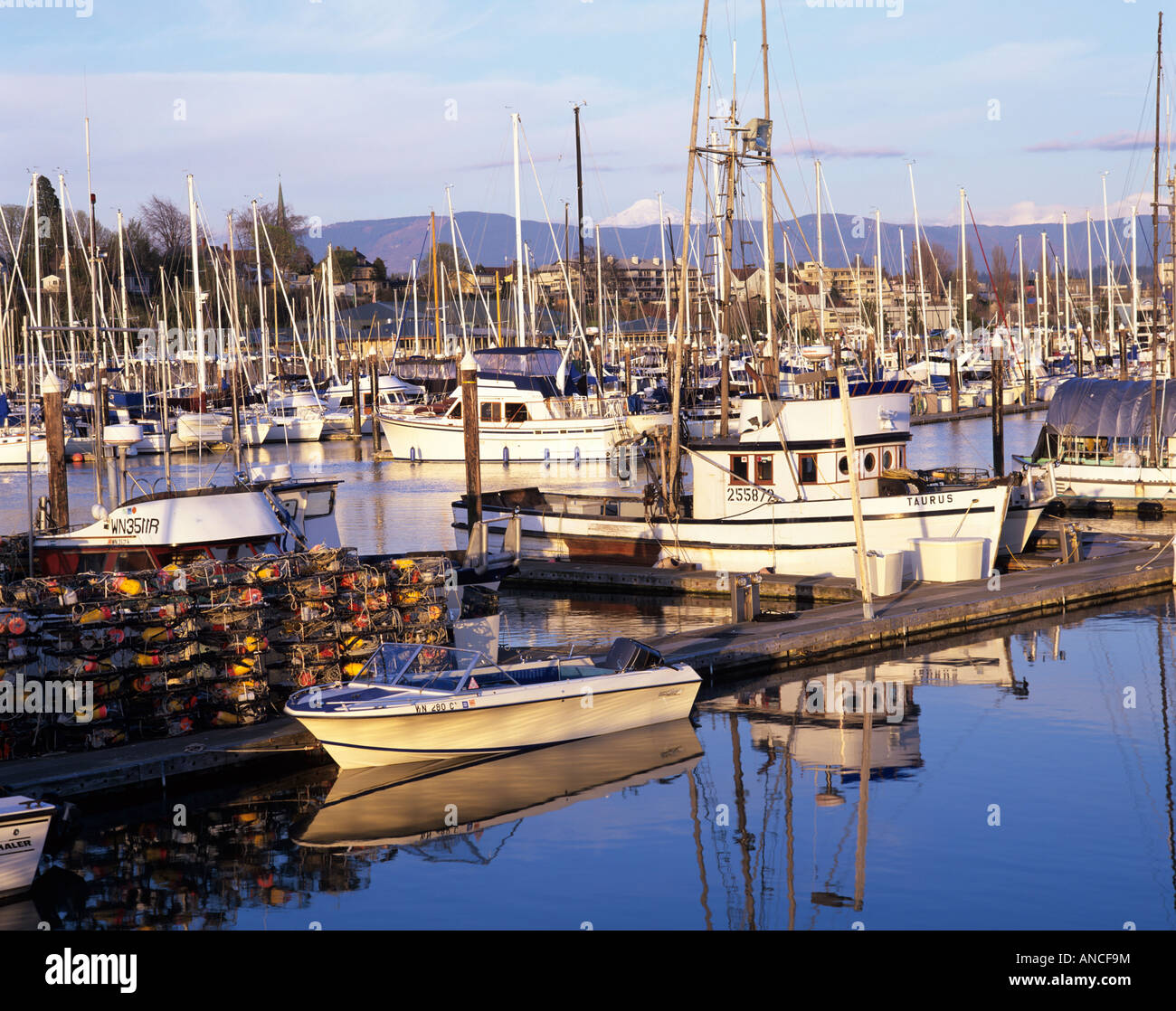 Port of bellingham hi-res stock photography and images - Alamy