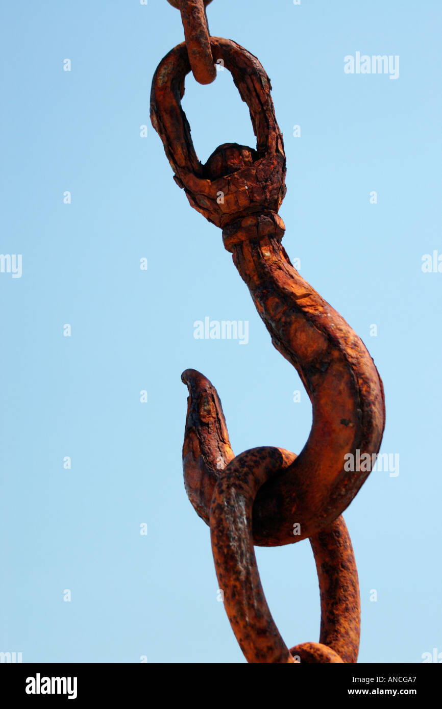 Chain pulley hi-res stock photography and images - Alamy