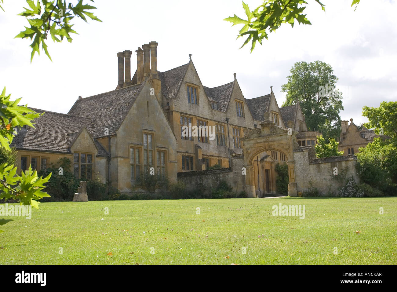 Jacobean manor stanway house in hi-res stock photography and images - Alamy