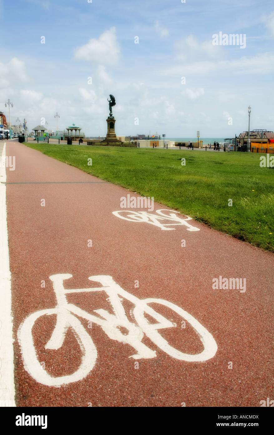 brighton cycle lane Stock Photo - Alamy