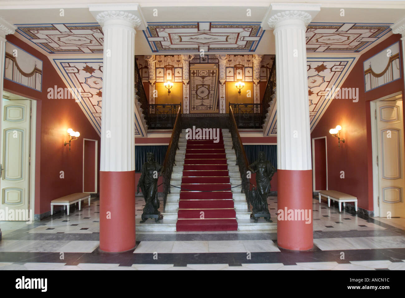 Greek palace interior hi-res stock photography and images - Alamy