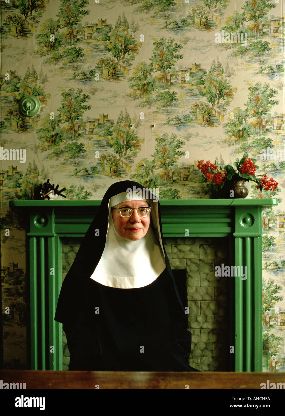 Convent thoughts hi-res stock photography and images - Alamy