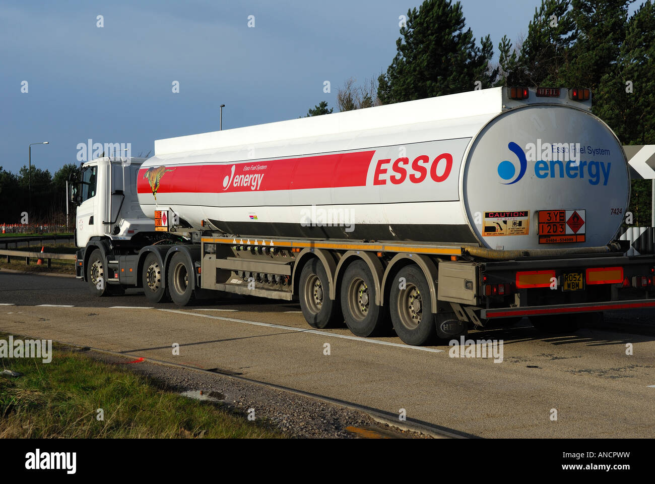 Esso fuel tanker hi-res stock photography and images - Alamy