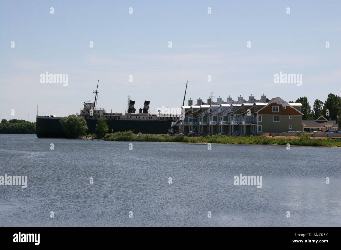 Ship hi res hi-res stock photography and images - Alamy