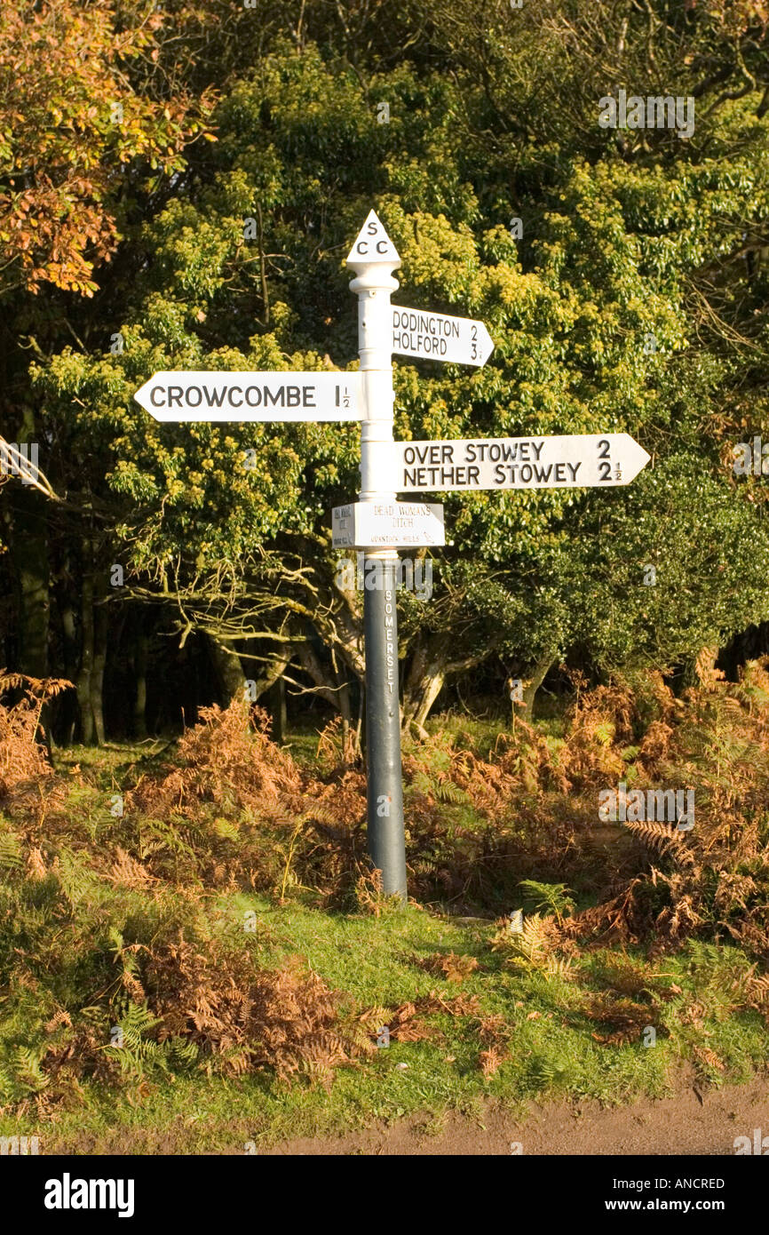 Traditional Somerset fingerpost on Quantock AONB Stock Photo - Alamy