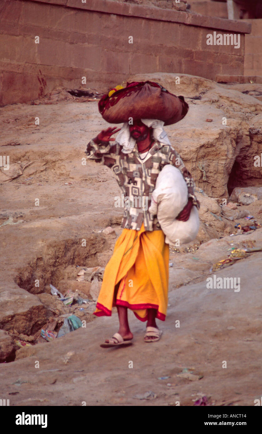 Dobi Wallah, Varanasi, India Stock Photo - Alamy
