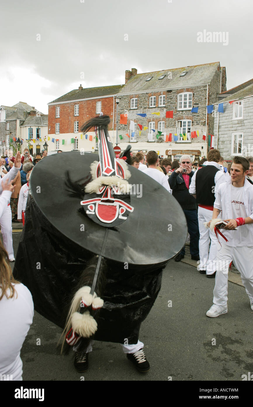 Padstow obby oss may day cornwall hi-res stock photography and images ...