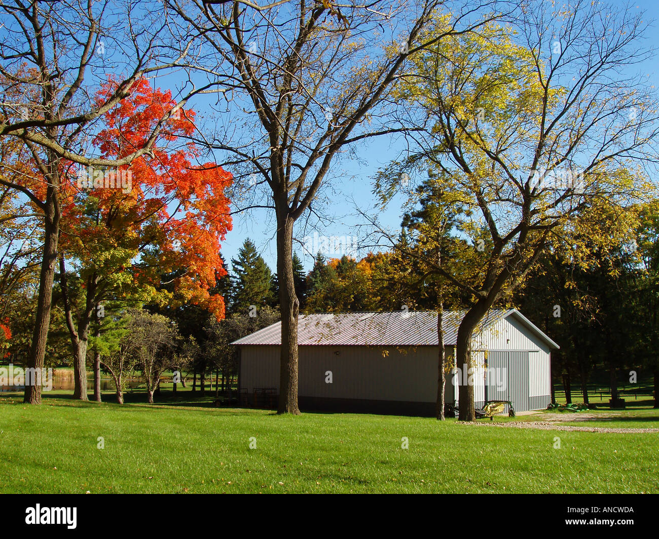 Autumn Shed Scenic Stock Photo - Alamy