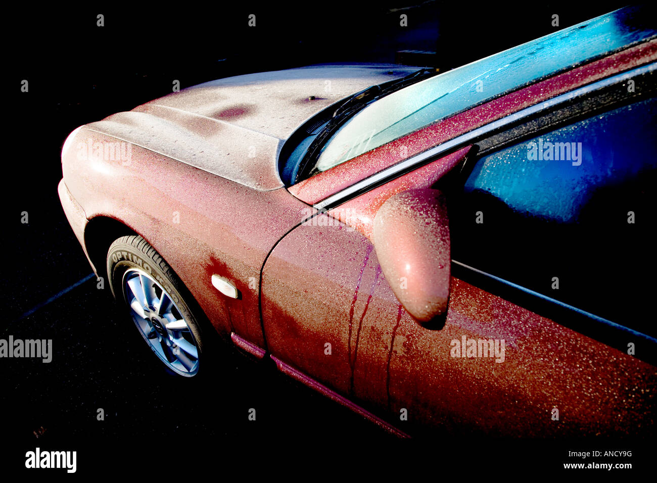 Car frozen windscreen hi-res stock photography and images - Alamy