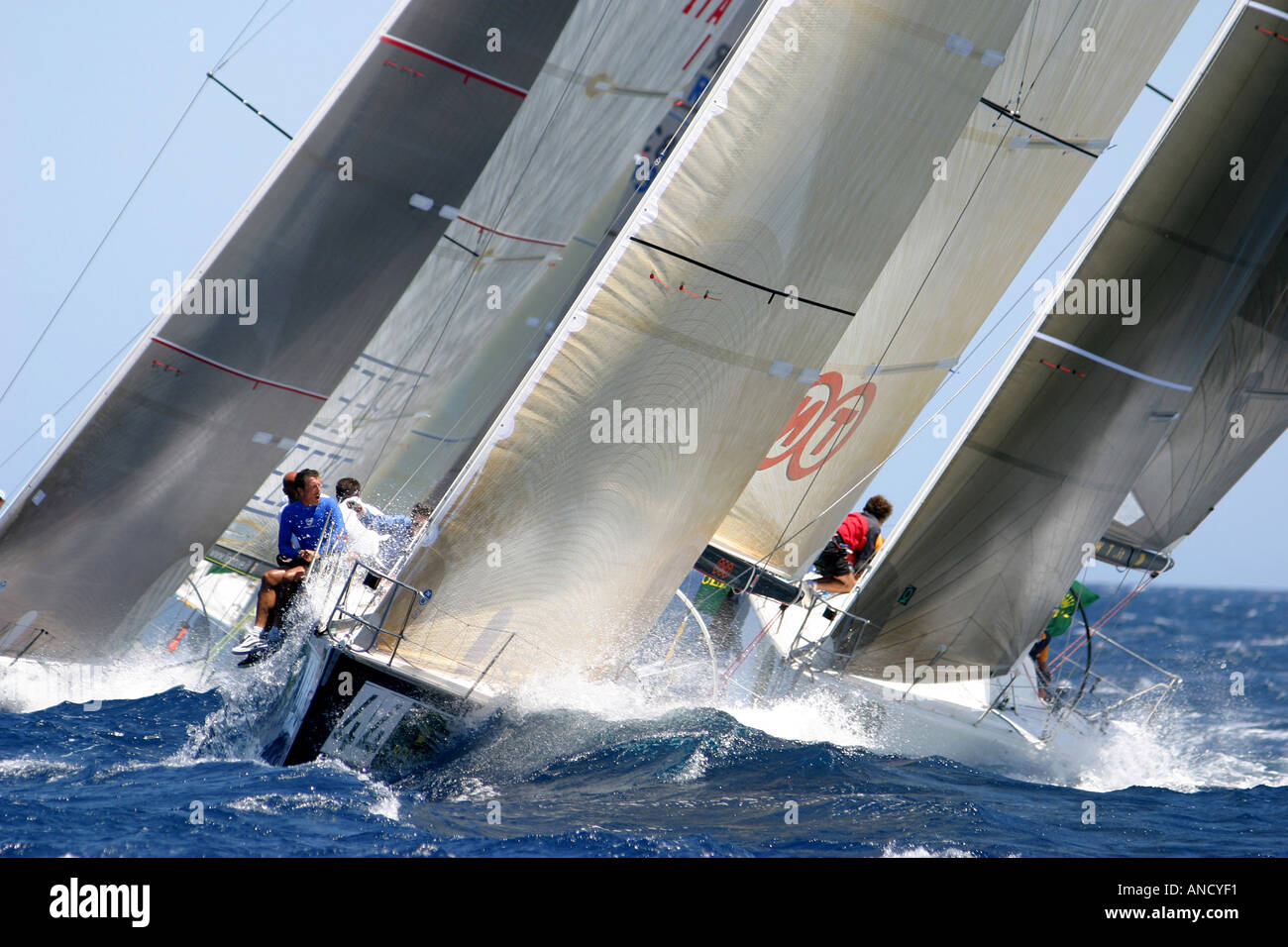 Racing yacht hi-res stock photography and images - Alamy