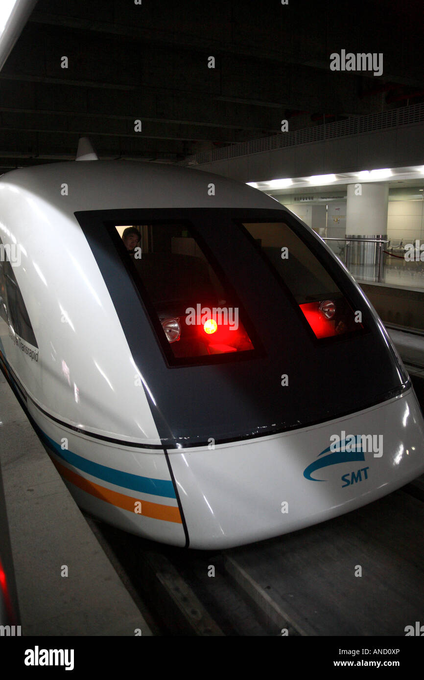 Shanghai s German built Maglev train which reaches speeds of 430kmh in ...