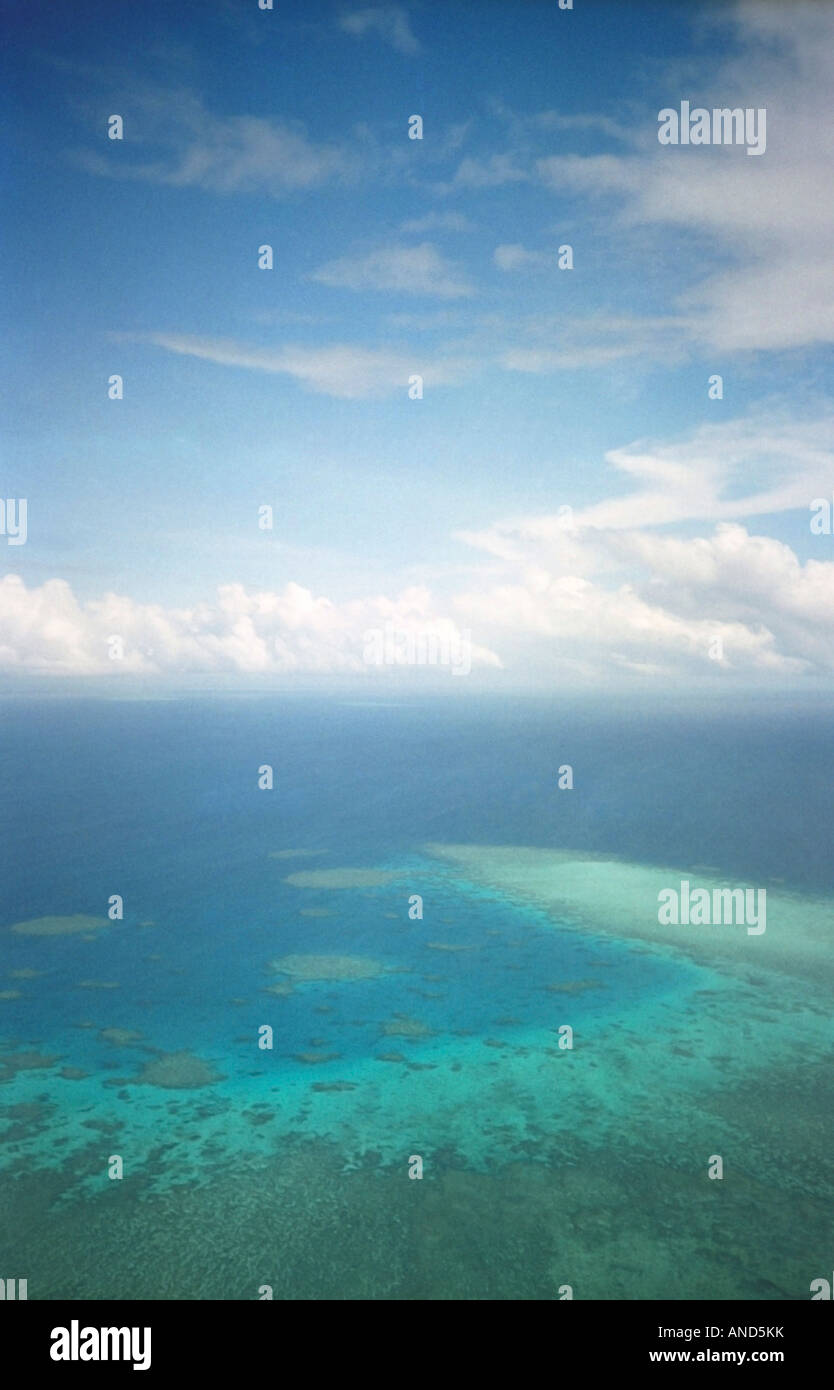 Ariel view of The Great Barrier Reef in Australia Stock Photo - Alamy