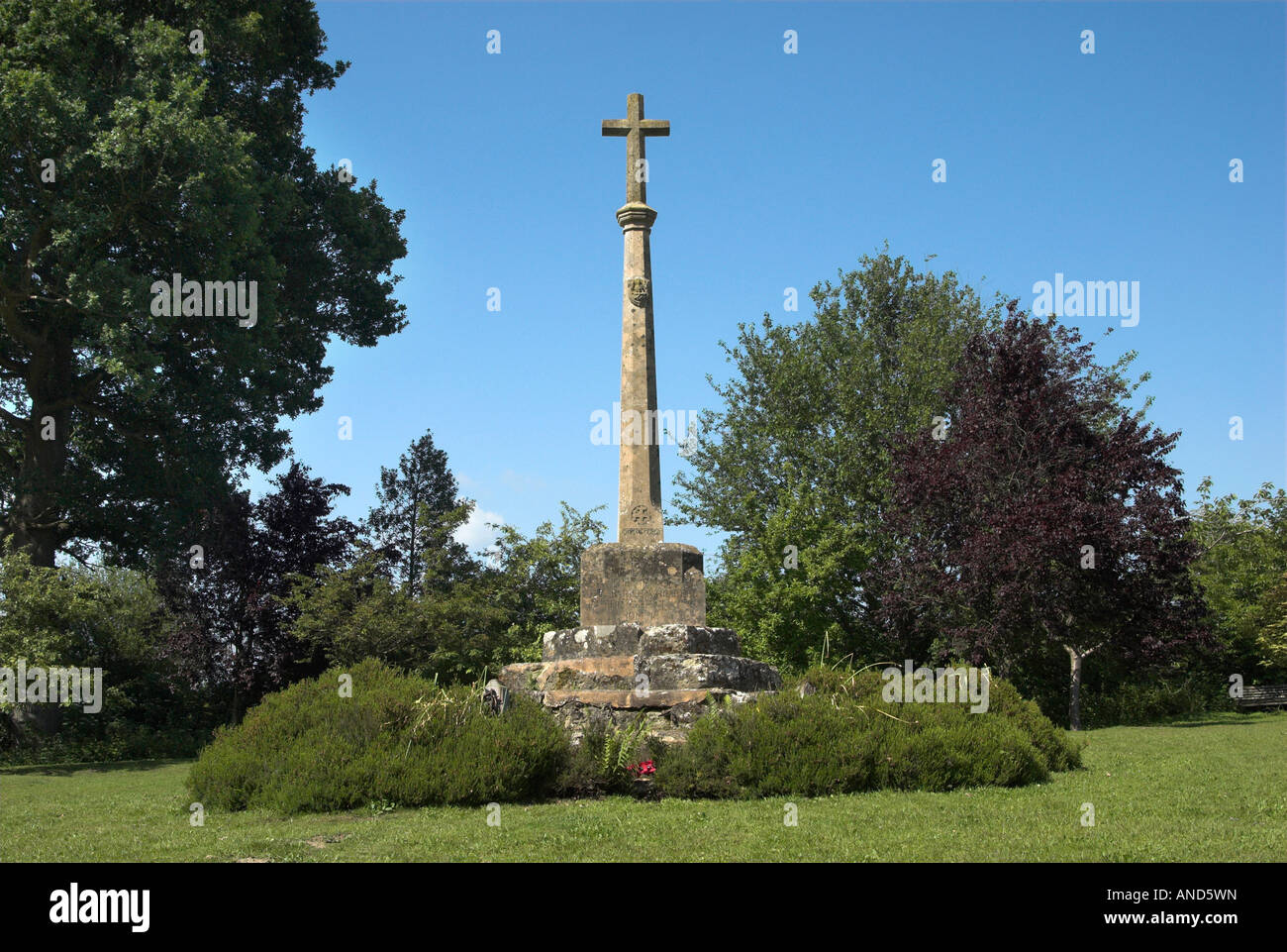 Stopham War Memorial, Stopham, West Sussex Stock Photo - Alamy