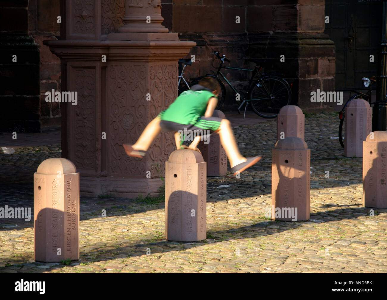 To the leapfrog hi-res stock photography and images - Alamy