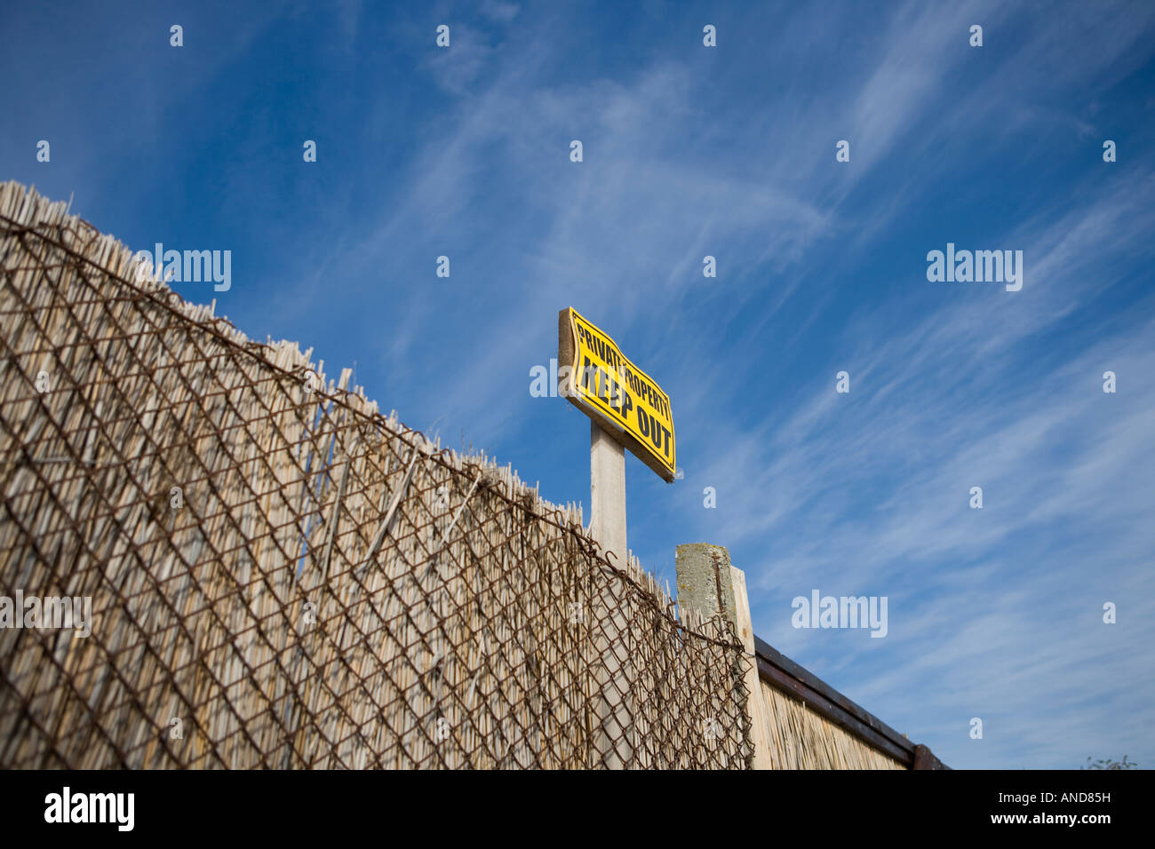 Keep out text hi-res stock photography and images - Alamy