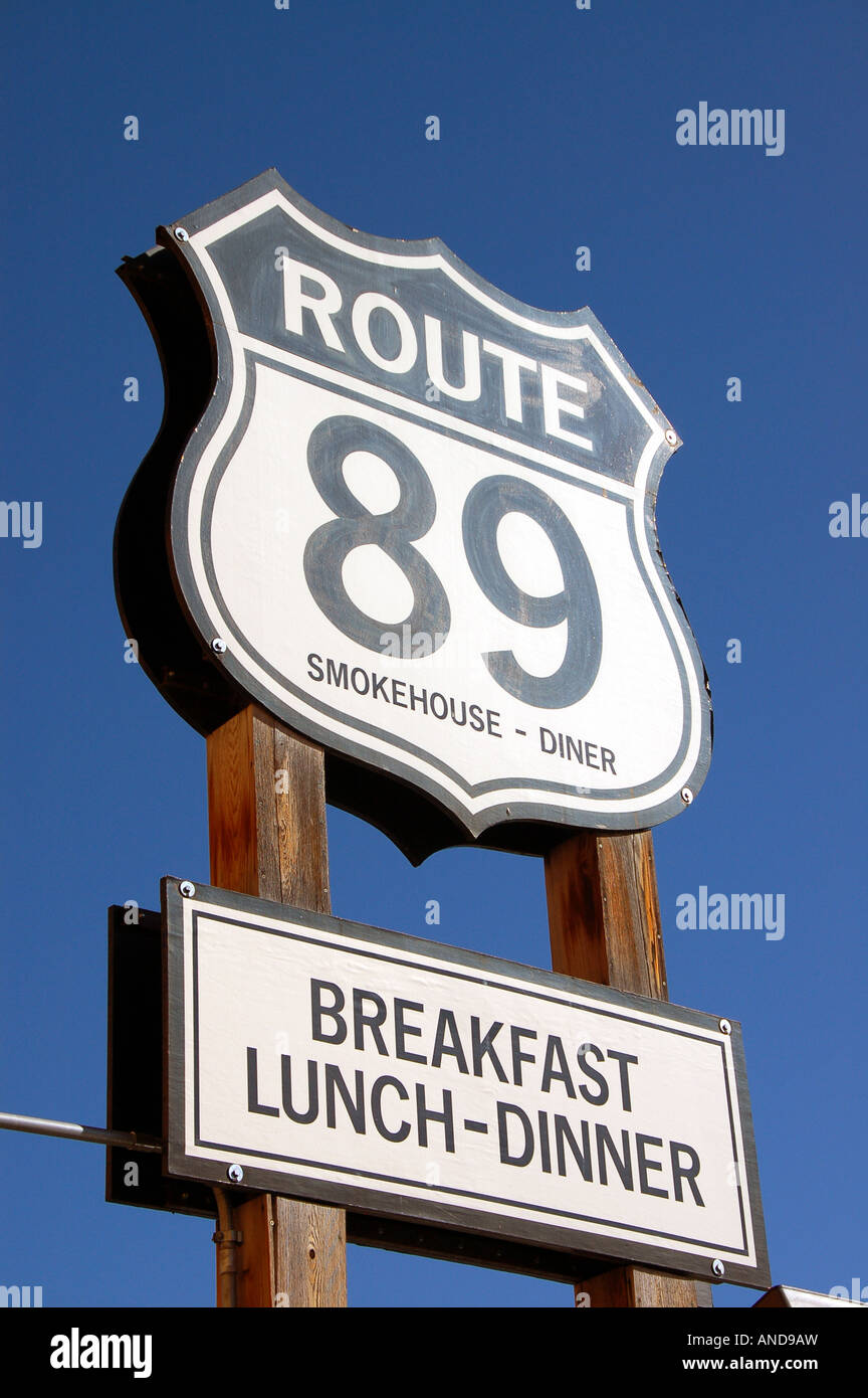 Roadside diner sign hi-res stock photography and images - Alamy