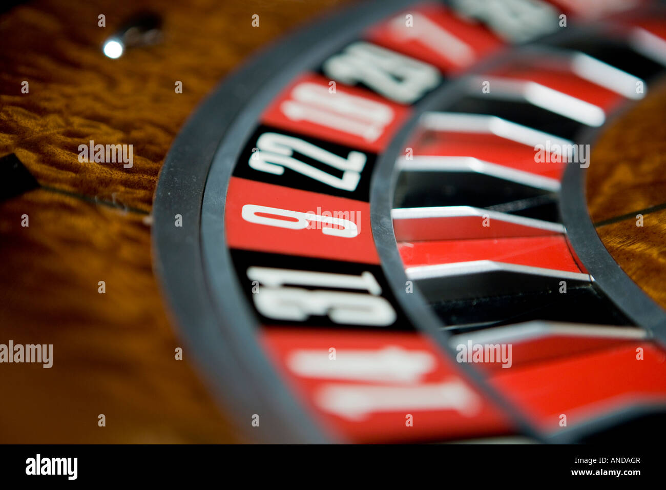 Roulette wheel las vegas nevada hi-res stock photography and images - Alamy